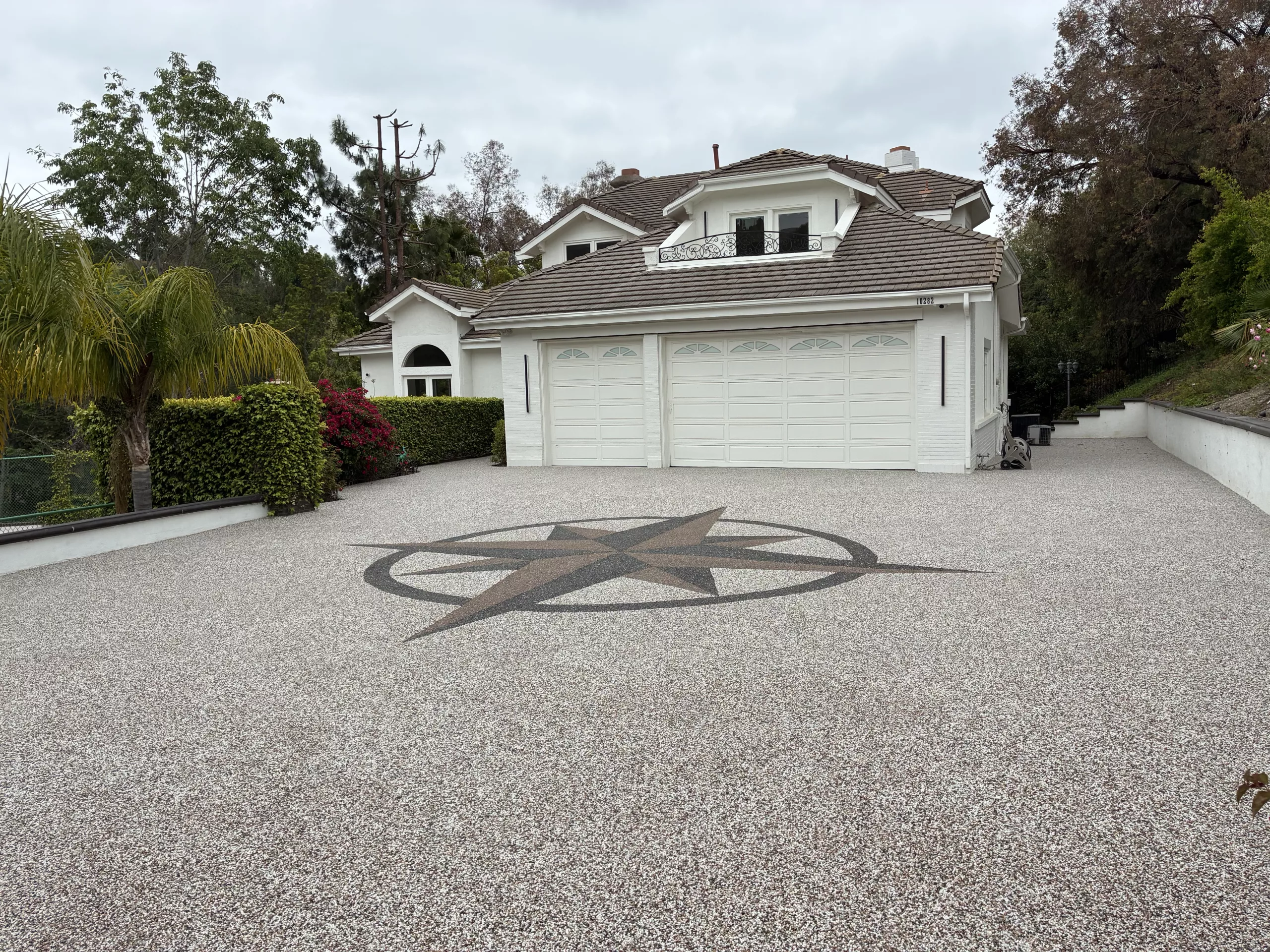 Compass Rose Driveway Transformation – Decorative Stone Carpet ...